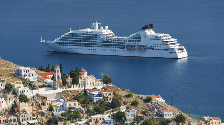 The most bizarre rules on cruise ships