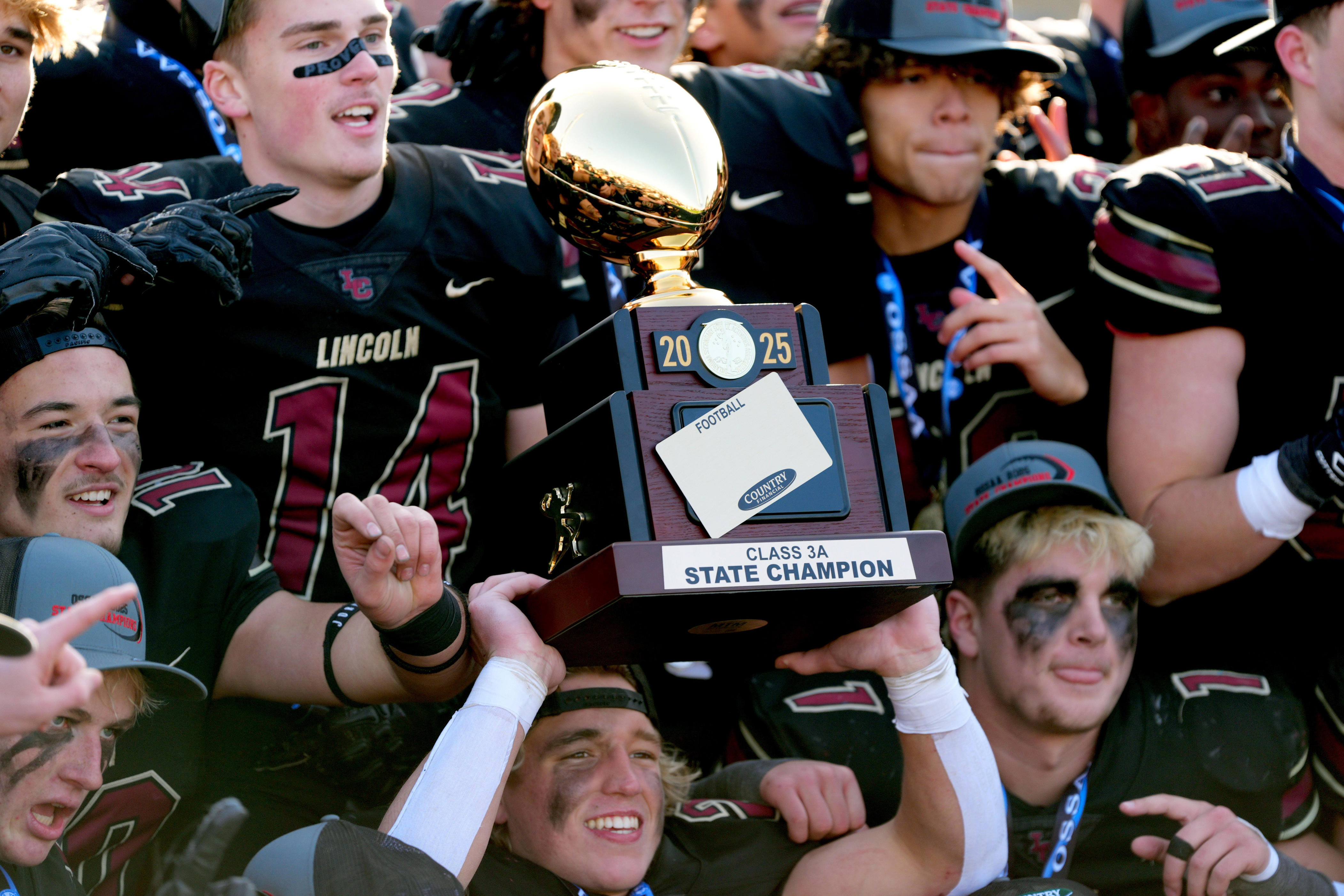 Oklahoma Class 3A football highlights: Lincoln Christian tops Sulphur ...