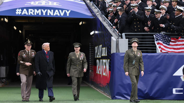 Navy tops Army with late touchdown as Trump's attendance in Baltimore ...