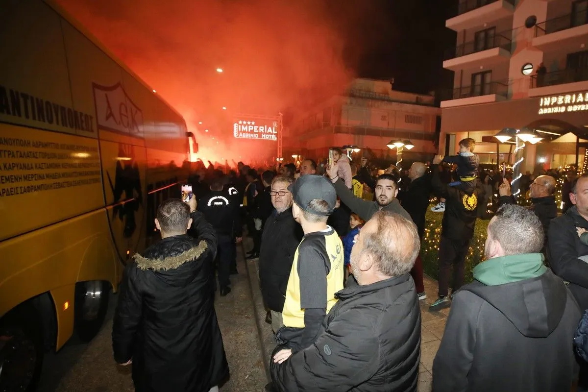 ΑΕΚ: Θερμή υποδοχή στο Αγρίνιο για την αποστολή της Ένωσης
