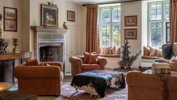Inside the UK's most beautiful home once owned by famous actress and on ...
