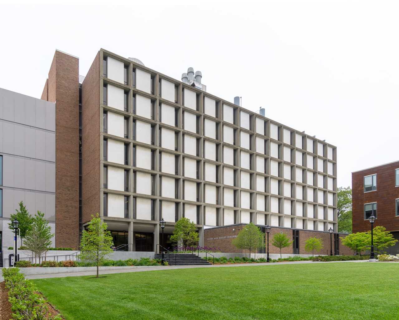 Active shooter alert triggers lockdown at Brown University (DEVELOPING)