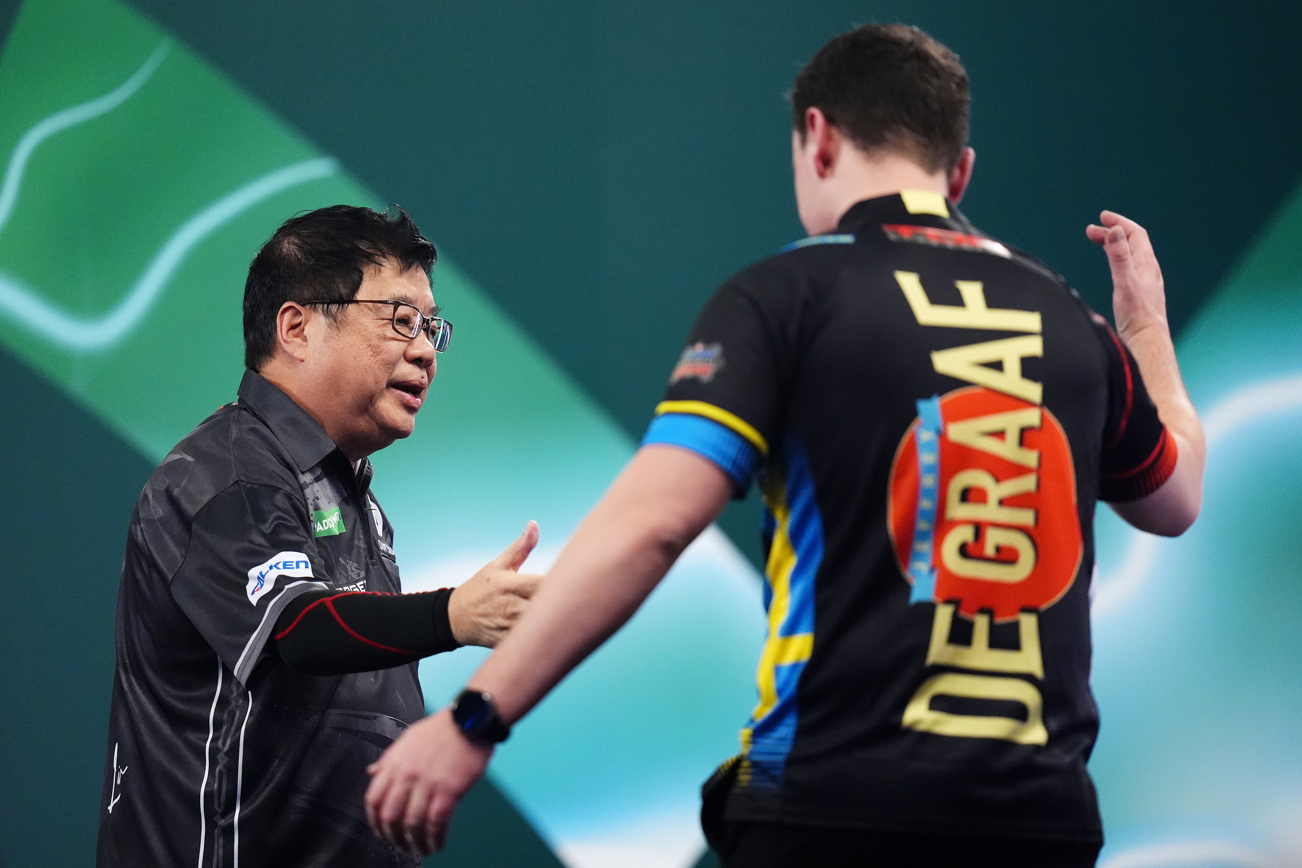 Paul Lim makes World Darts Championship history to set up Luke ...