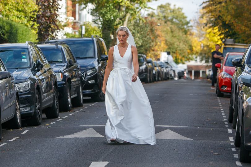 Emma Paton gives fan 'one last chance' after 'marriage' at World Darts ...