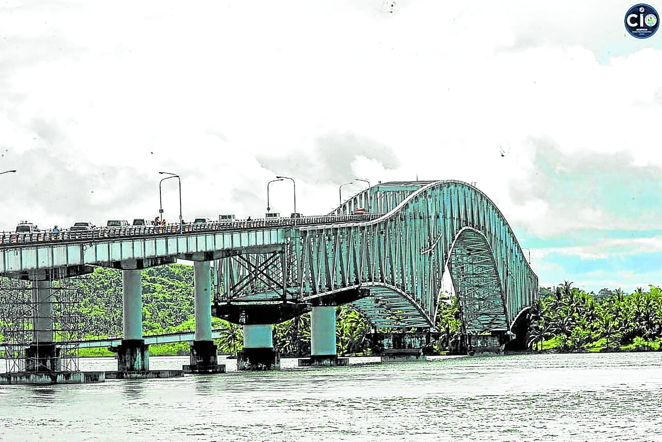 Mayor orders strict enforcement of San Juanico Bridge load limit