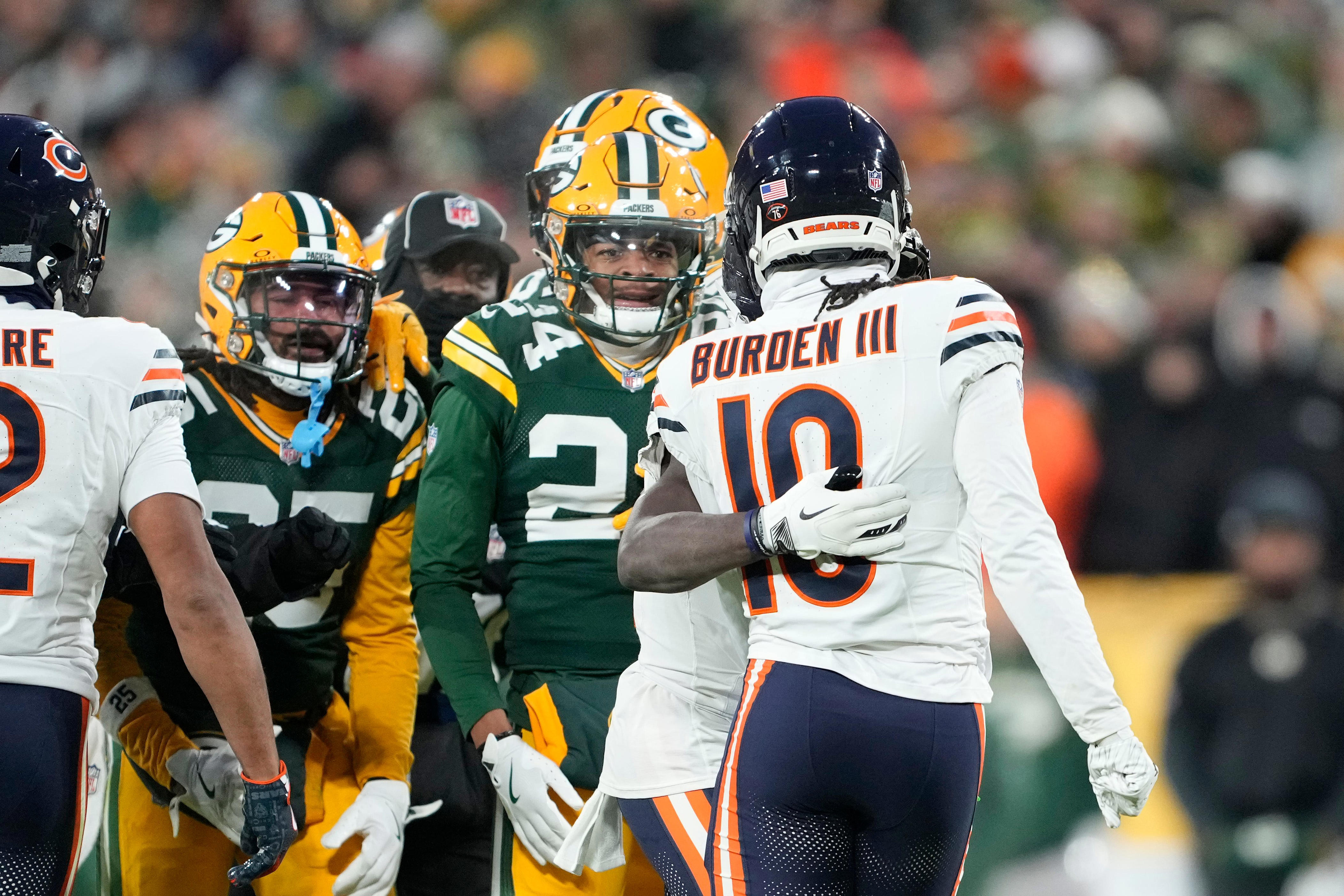 NFL fines Bears WR for run-in with Packers CB Keisean Nixon