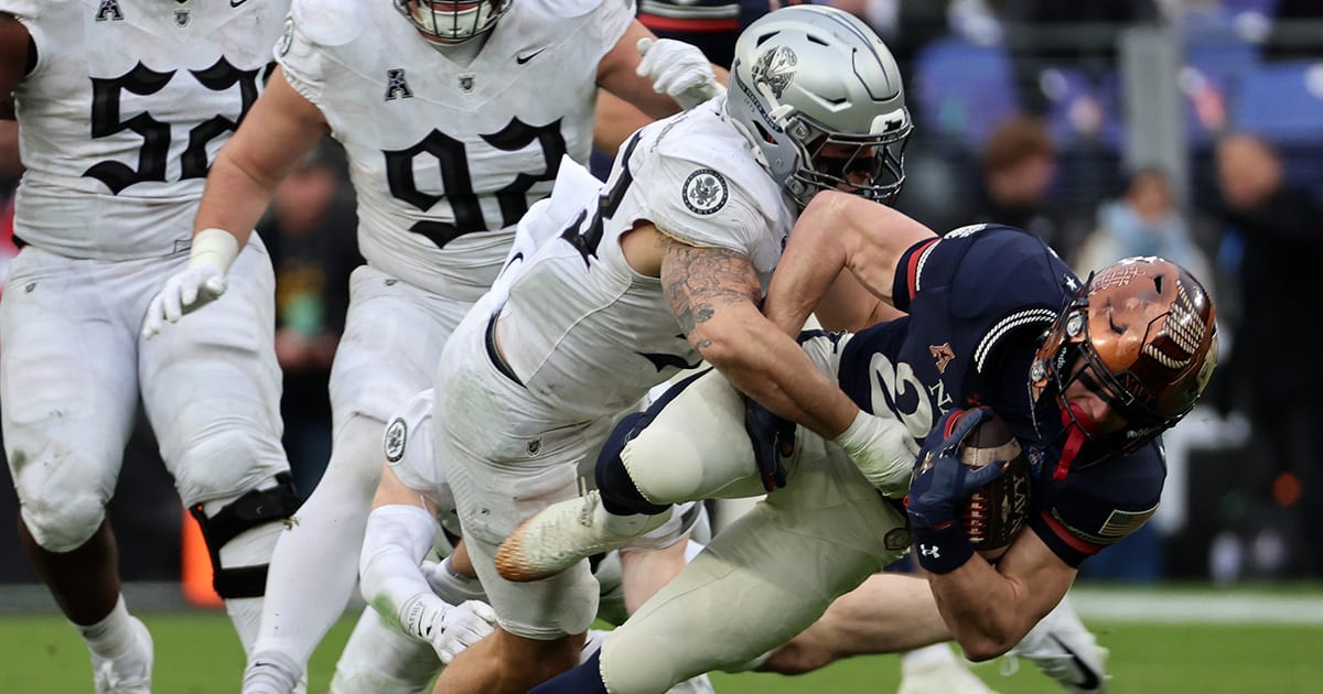 Army-Navy game: Gene Steratore calls out missed pass interference call ...