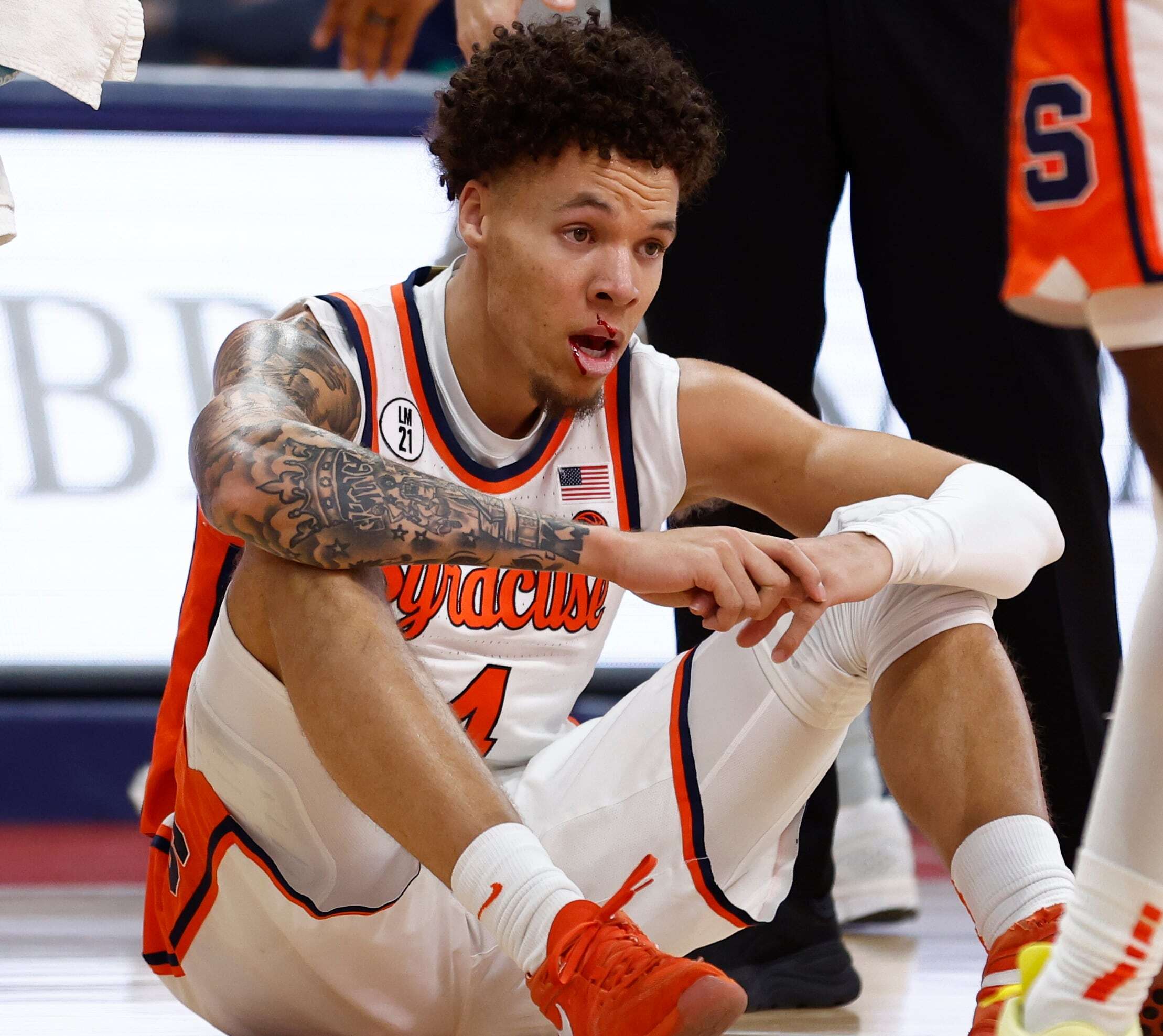 Syracuse basketball upset by Hofstra after critical calls late: Final ...