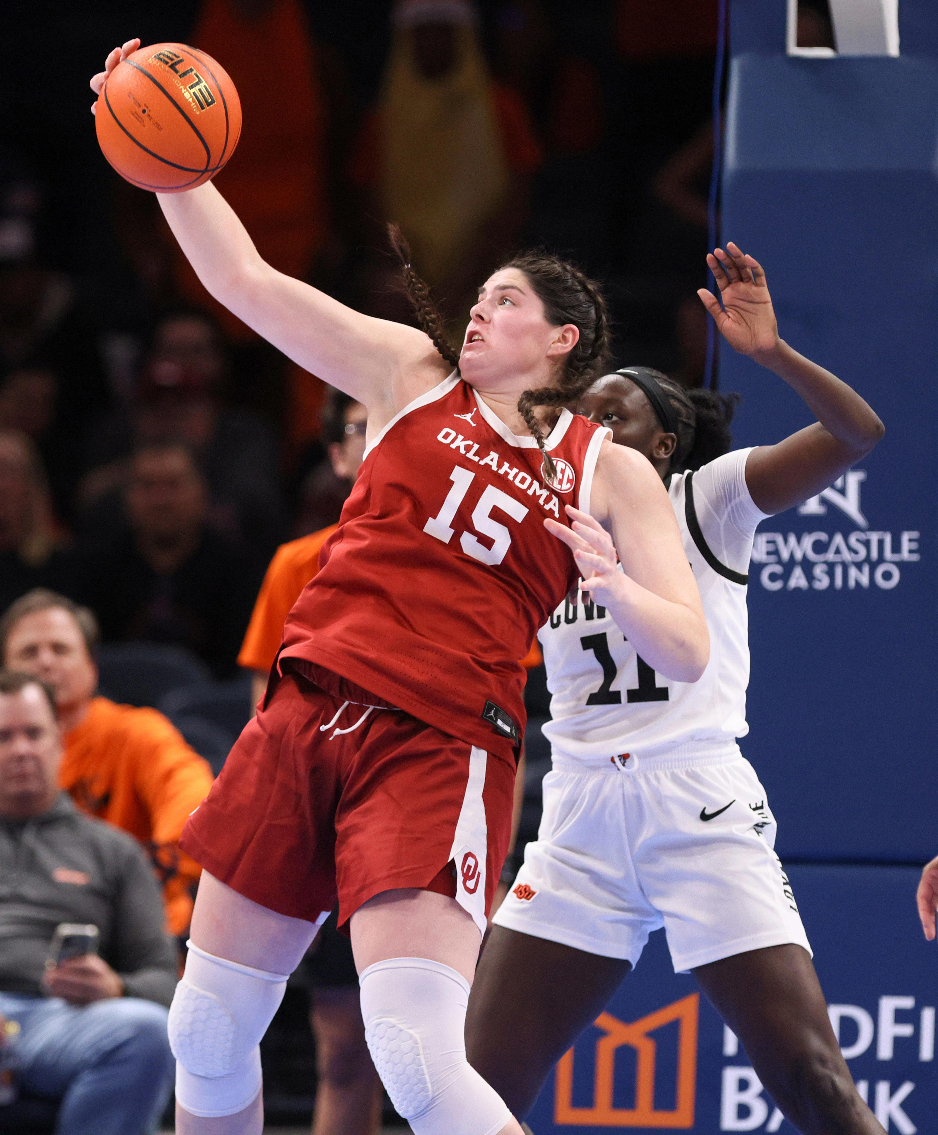 Zya Vann 'just did Zya things' to lead OU women's basketball past OSU ...