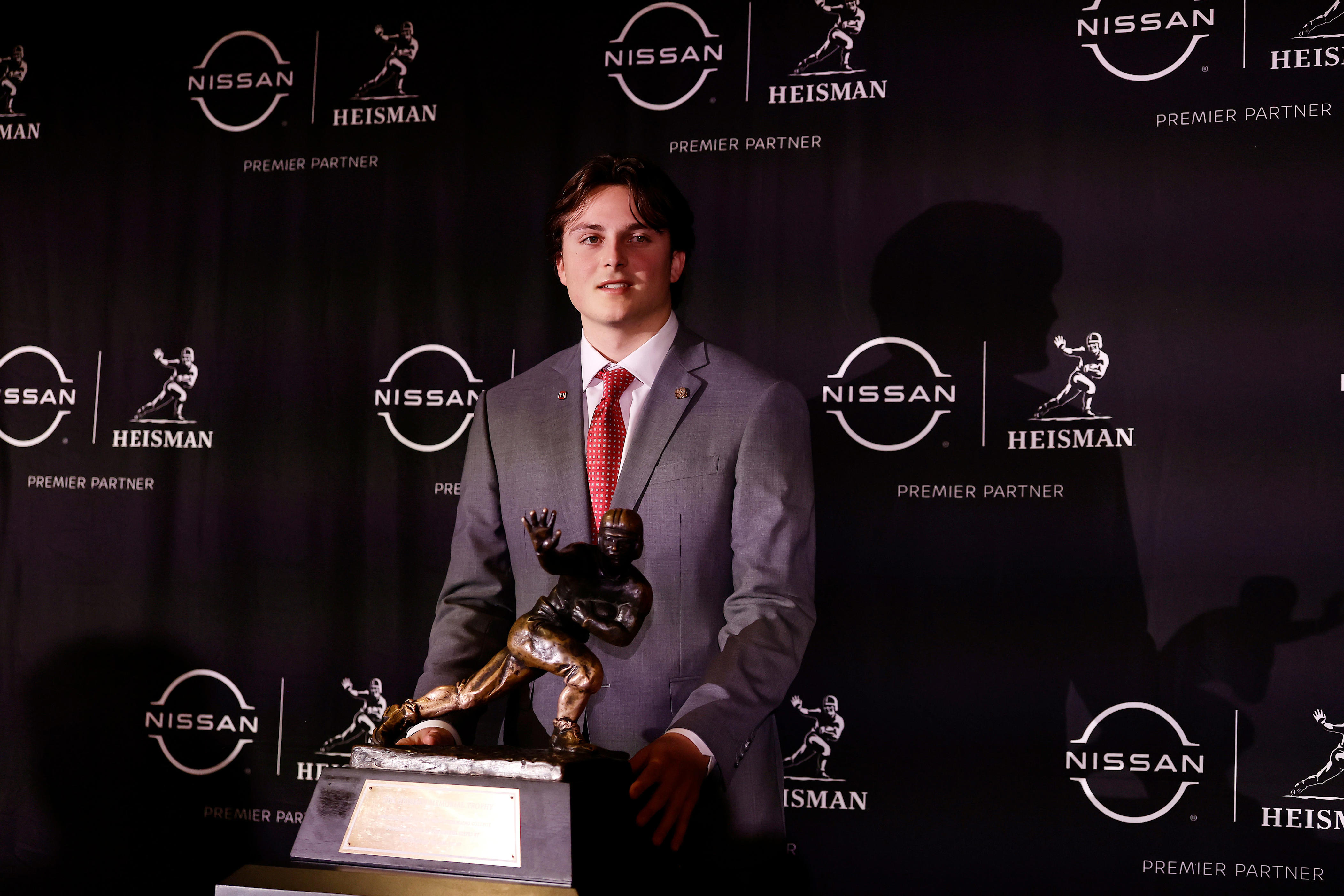 Ohio State's Julian Sayin finishes 4th in Heisman Trophy voting