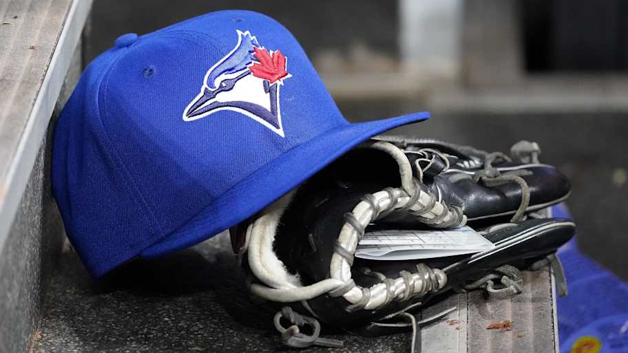 Blue Jays land versatile prep star after long wait in MLB mock draft