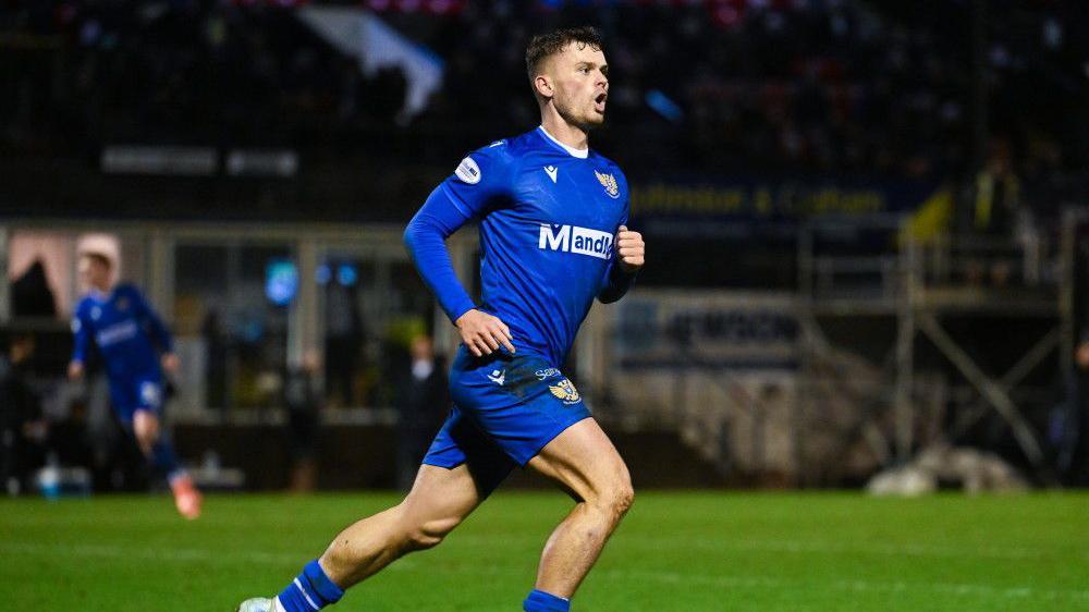 Hearts in talks with St Johnstone star McPake