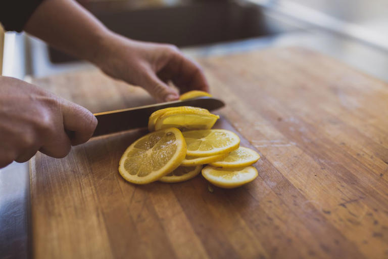 8 ways to get rid of your hiccups