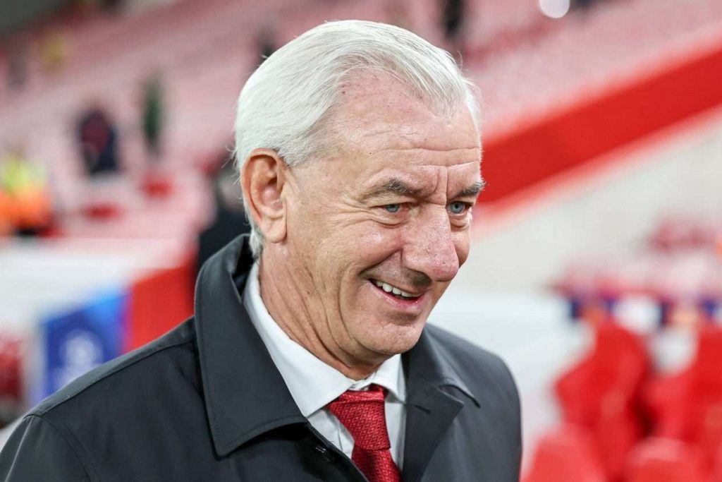 Liverpool-legenda Ian Rush sairaalassa