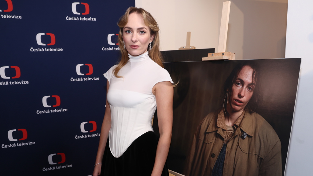 Strávila jsem půl roku na psychiatrii, popsala Elizaveta Maximová ...