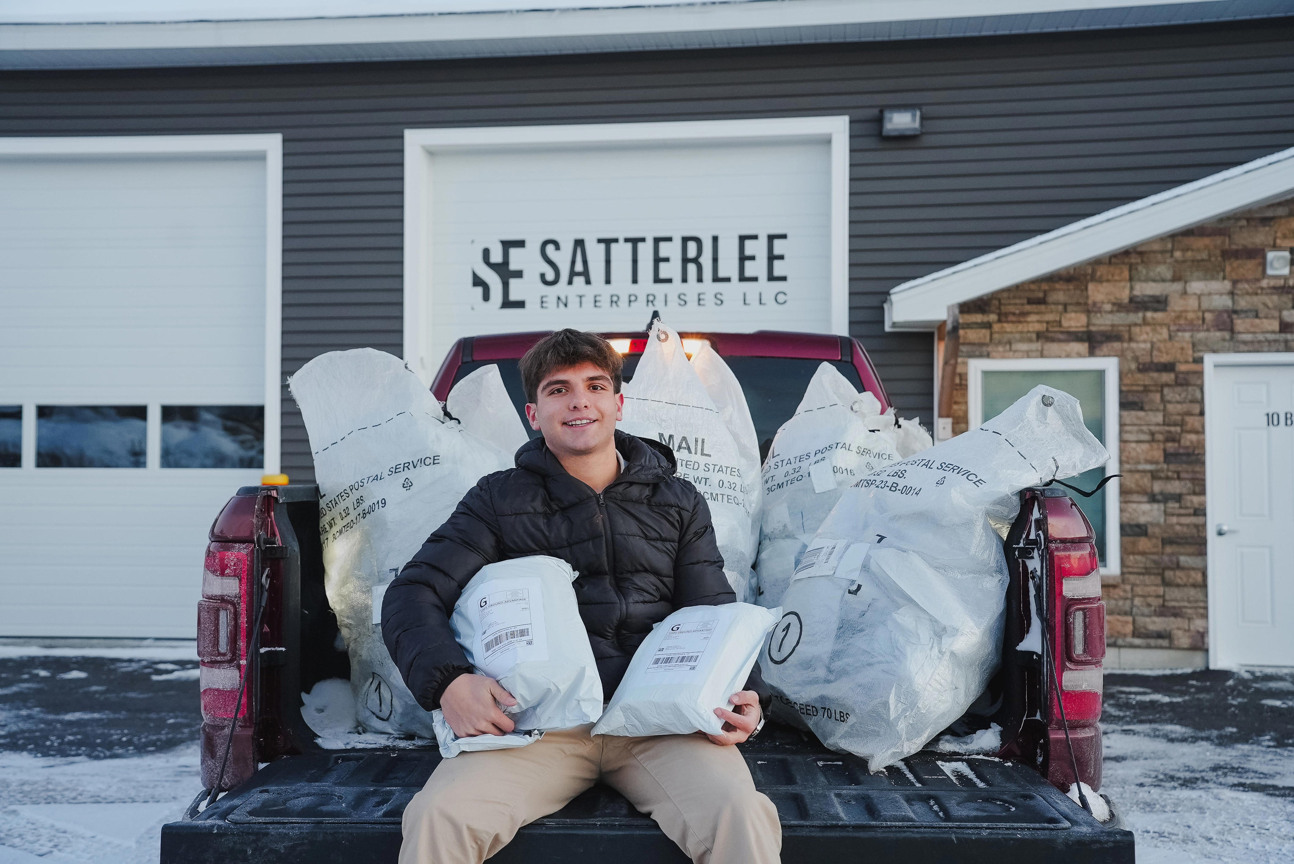 An 18-year-old brings in $300,000 a month selling 3D printed reload can ...
