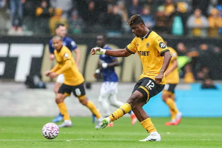 Besiktas vise un ancien de L1 aujourd’hui en Angleterre