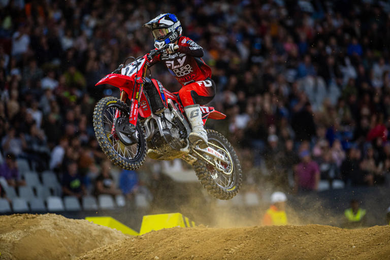 Cape Town World Supercross results: Anderson, Anstie win titles ...