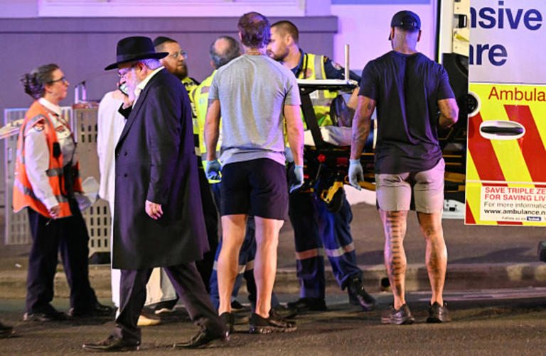 'One hundred percent a hero': Australian Muslim bystander disarms ...