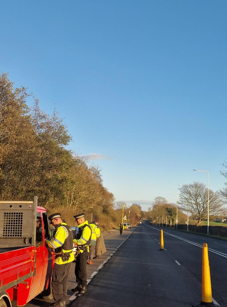 Drug driver arrested in Lytham after running red light in front of police