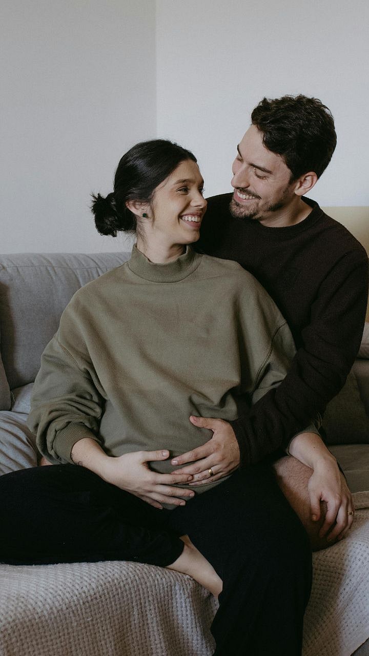 IVF gender selection: IVF मध्ये मुलगा की मुलगी ठरवता येतं का?