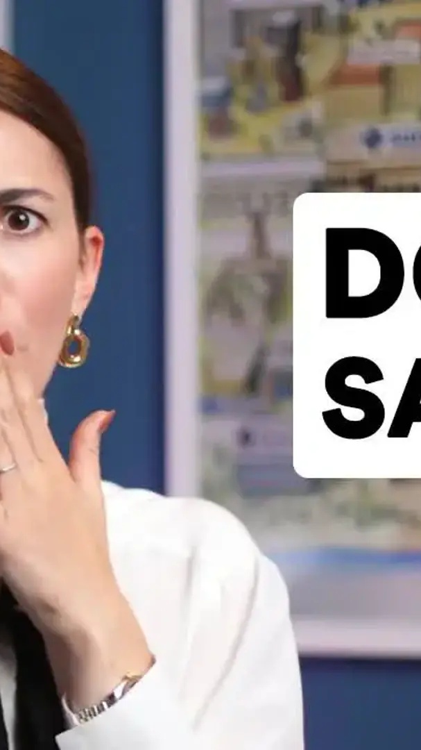 Consist vs live with - common English mistakes