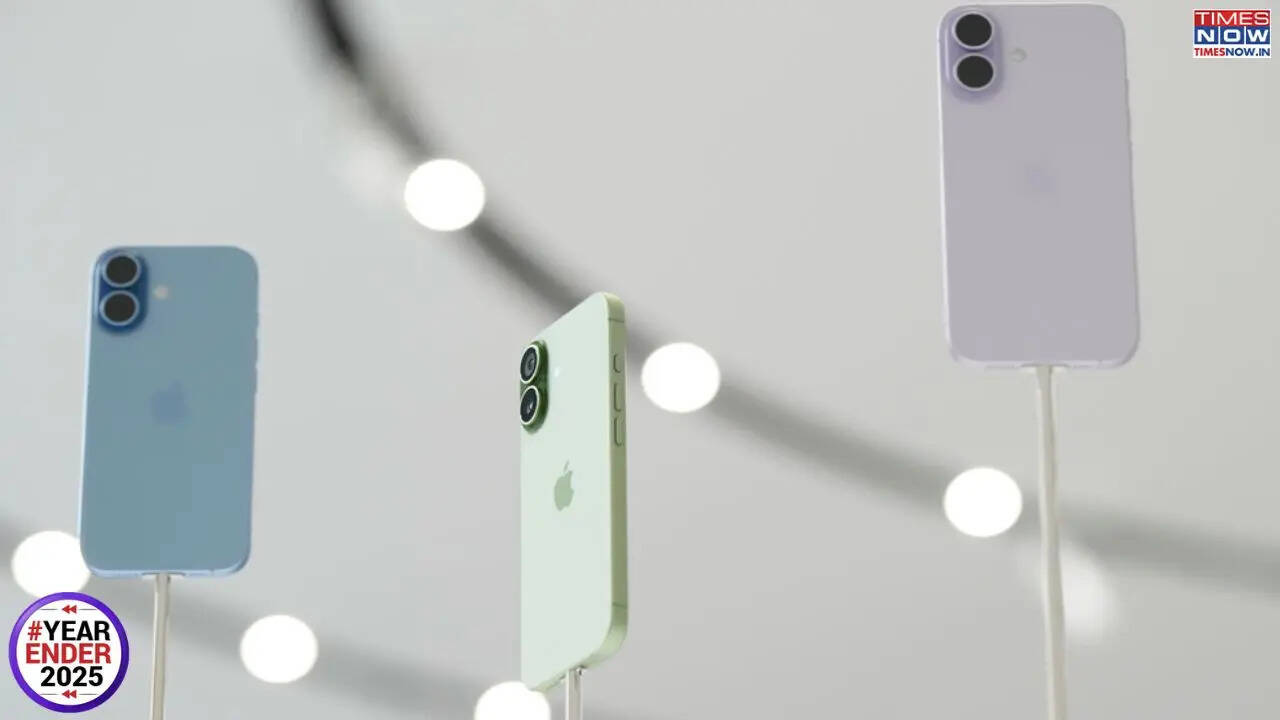 2025 recap: Top 5 smartphone trends that defined 2025