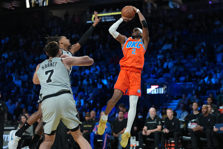 Thunder vs. Spurs: Live updates, highlights for Tuesday's game