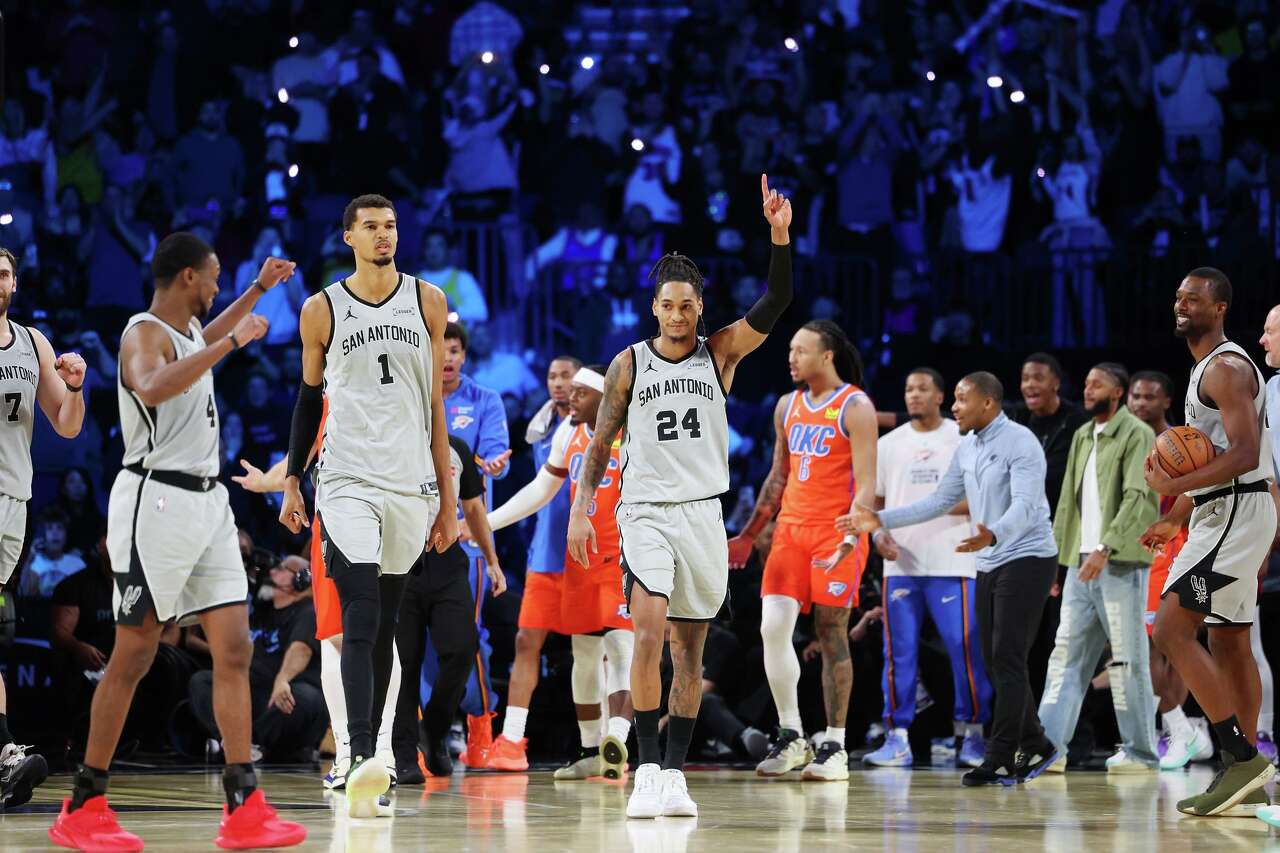 Spurs strike Vegas in style ahead of winning clash against Thunder