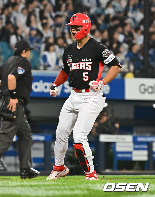 KBO 폭격, 역대급 매출 안겨주고 1억→5억 연봉... '단 30G 출전' 천재타자, 삭감폭도 특별케이스일까