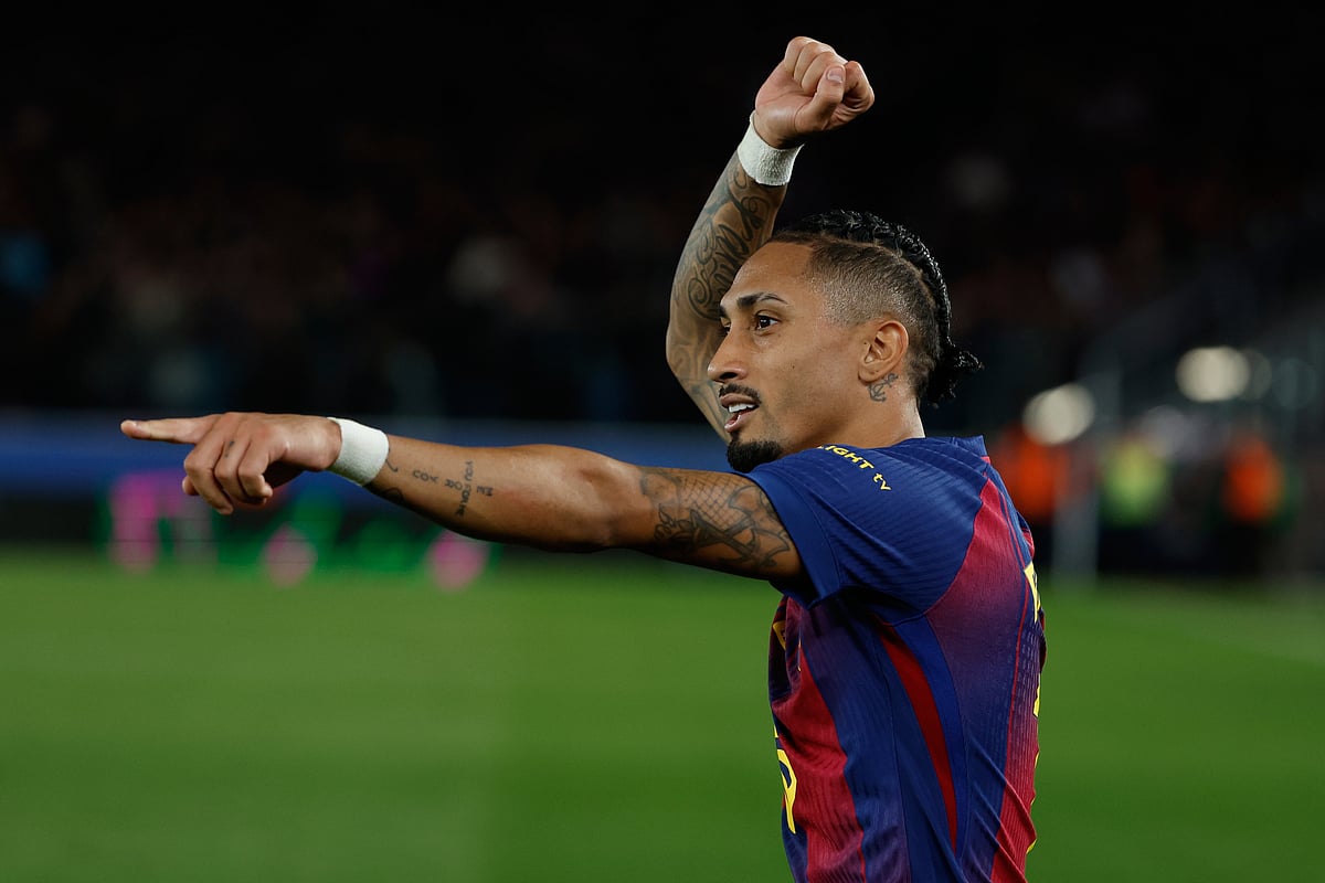 Raphinha scores brace as Barcelona wins to add pressure on Real Madrid ...