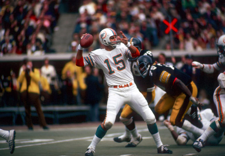 NFL: Top 10 oldest quarterbacks to start a game