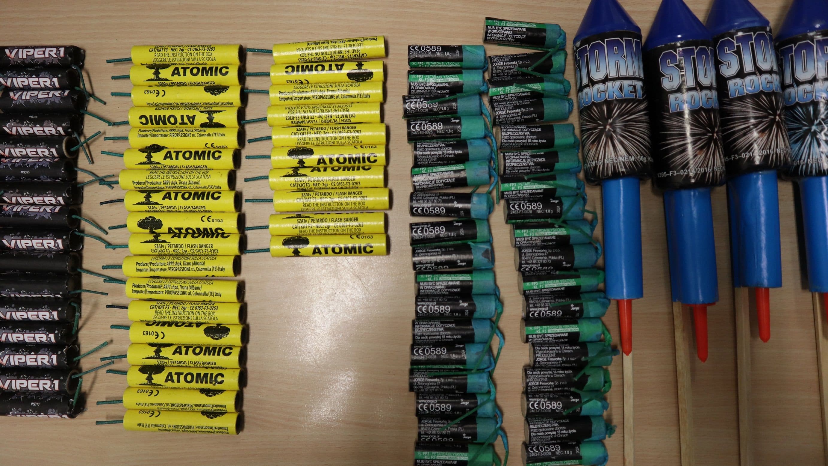 Illegale Feuerwerkskörper: Polizei in Hoyerswerda findet Kugelbomben ...