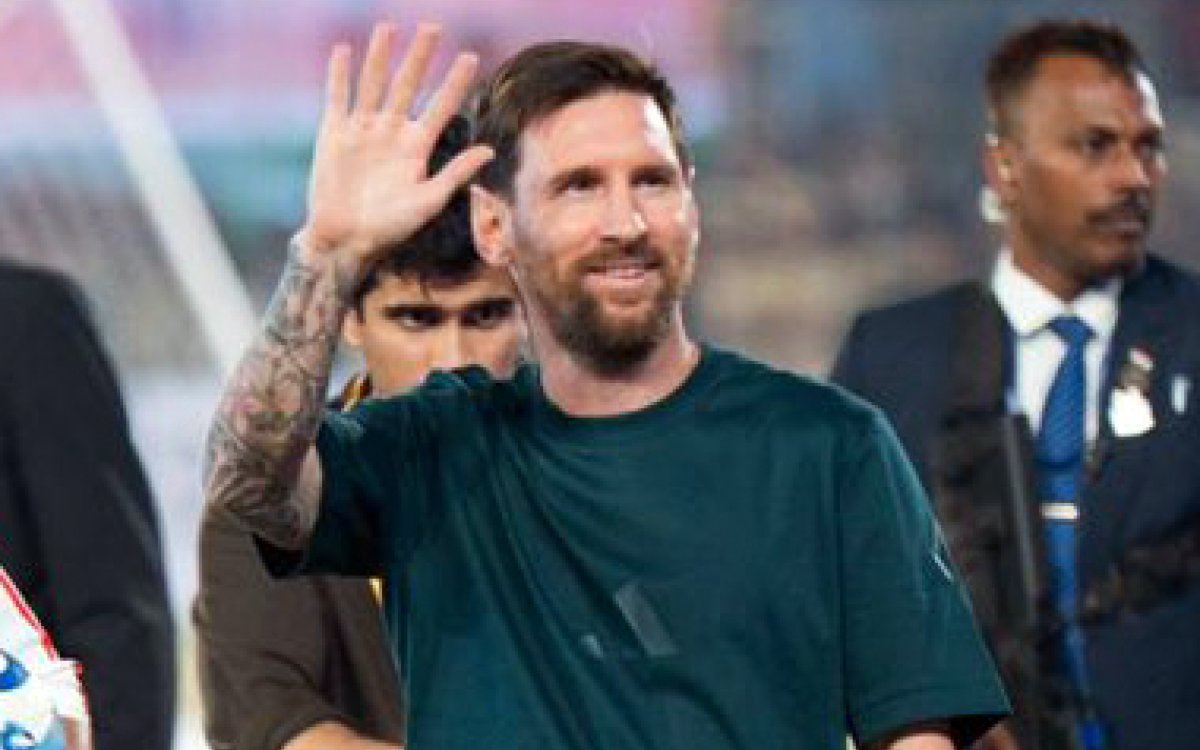 Messi reaches Mumbai for third pit stop of 'GOAT Tour'