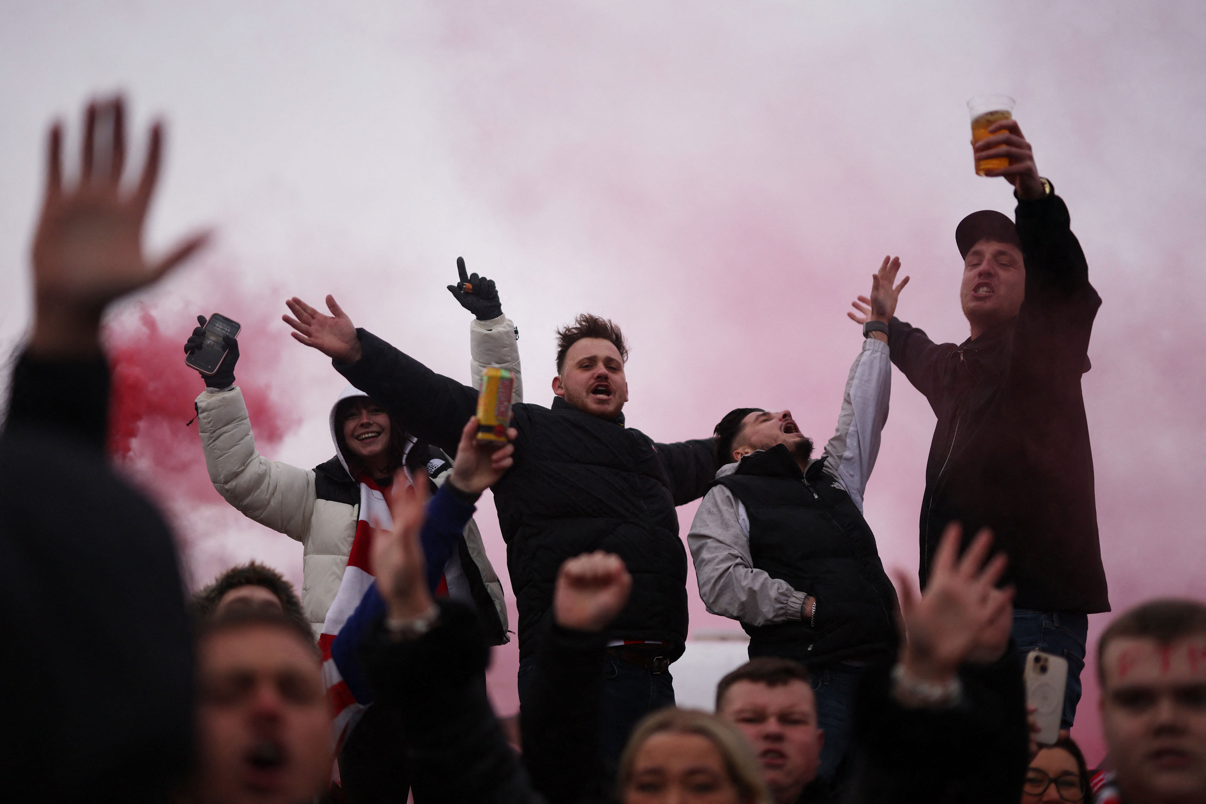 Woltemade own goal proves decisive as Newcastle beaten in derby