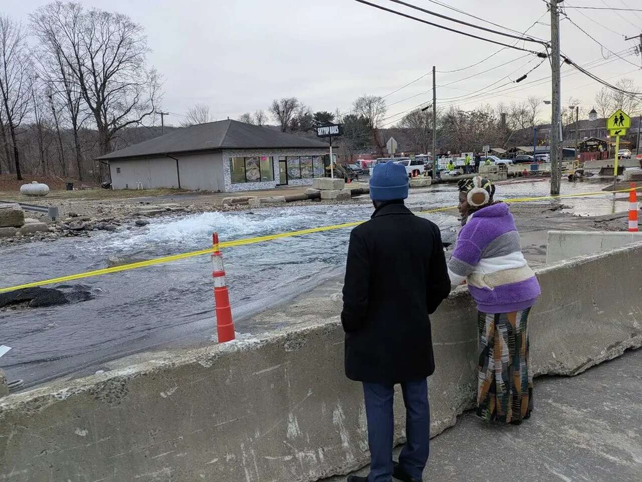 Waterbury pipe collapse leaves 60% of city without water, closes schools