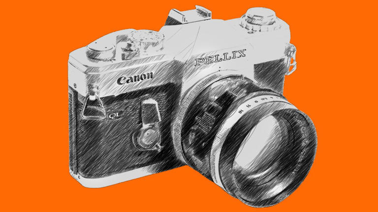The Canon camera that let you see everything and split the photography ...