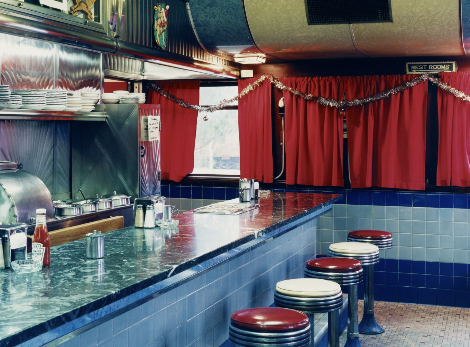 What diners really looked like in the ’50s and why people loved them