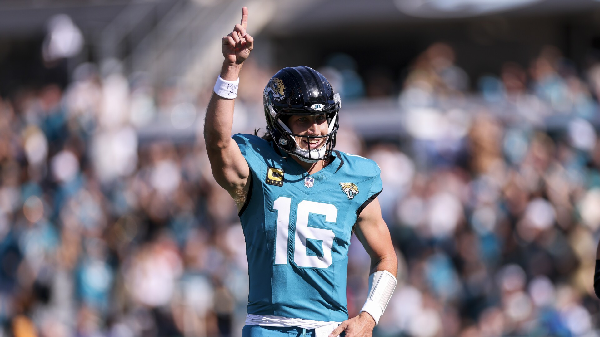Trevor Lawrence throws five TDs, Jags rout Jets 48-20