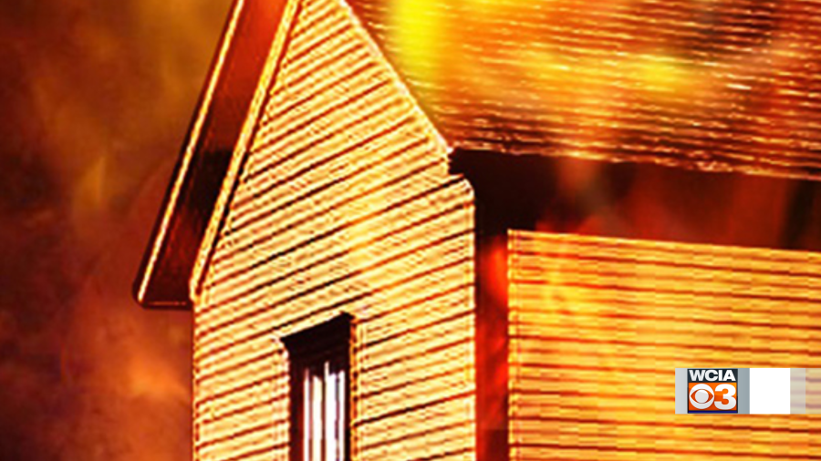 Decatur fire crews respond to Friday morning vacant house fire