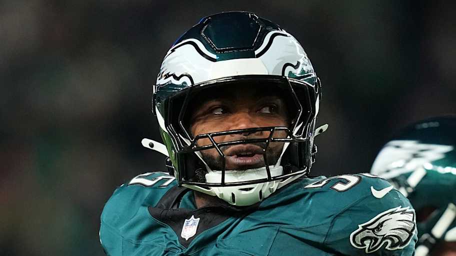 It took 6 games for Eagles $2.4 million legend to have breakout game vs ...