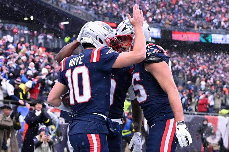 Patriots vs. Bills: Live updates, scores, stats from Gillette Stadium