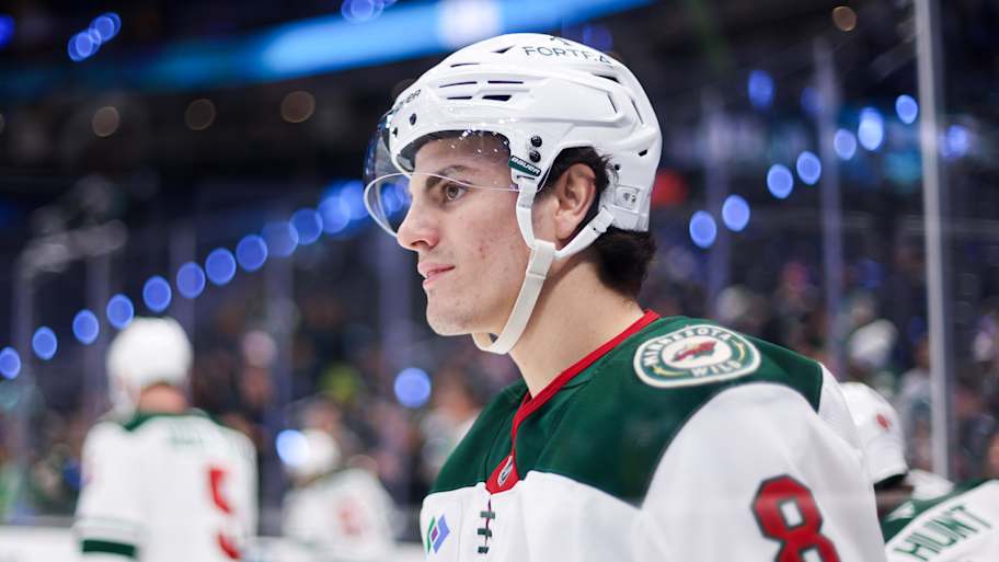 Zeev Buium keeps it simple after dream start with Canucks