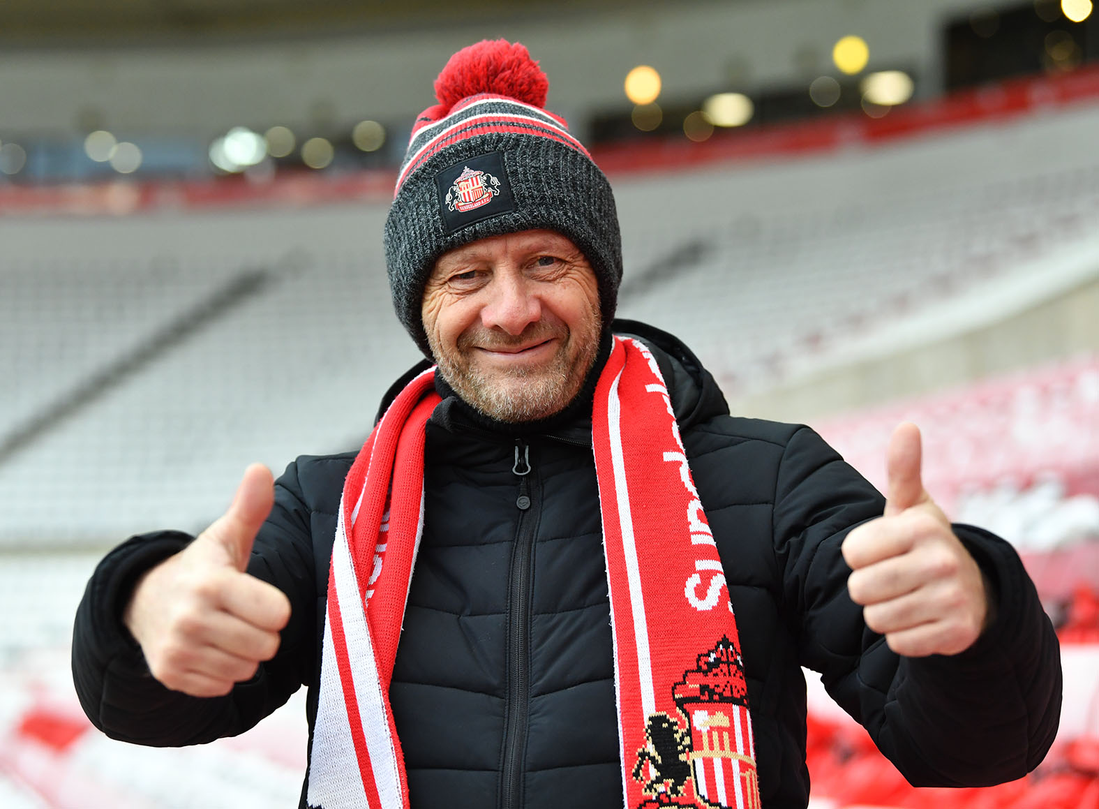 120 amazing photos of passionate Sunderland fans during Wear-Tyne win ...