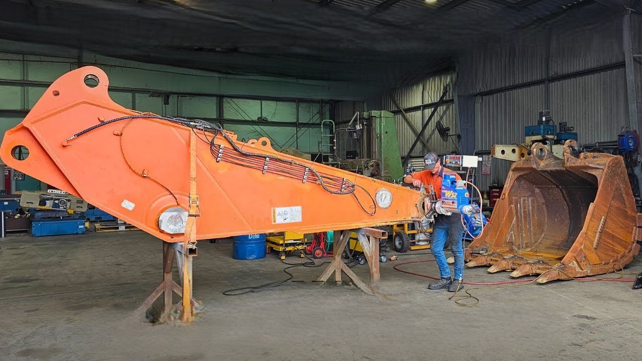 Restoring big excavator arm & bucket!