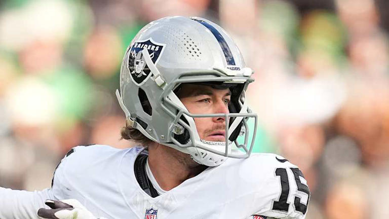 Kenny Pickett reminds everyone why the Steelers gave up on him