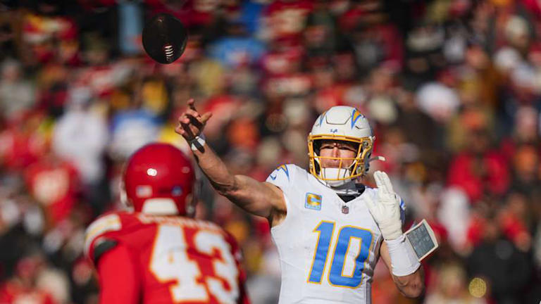 Chargers robbed Chiefs on at least one mistake by NFL officials