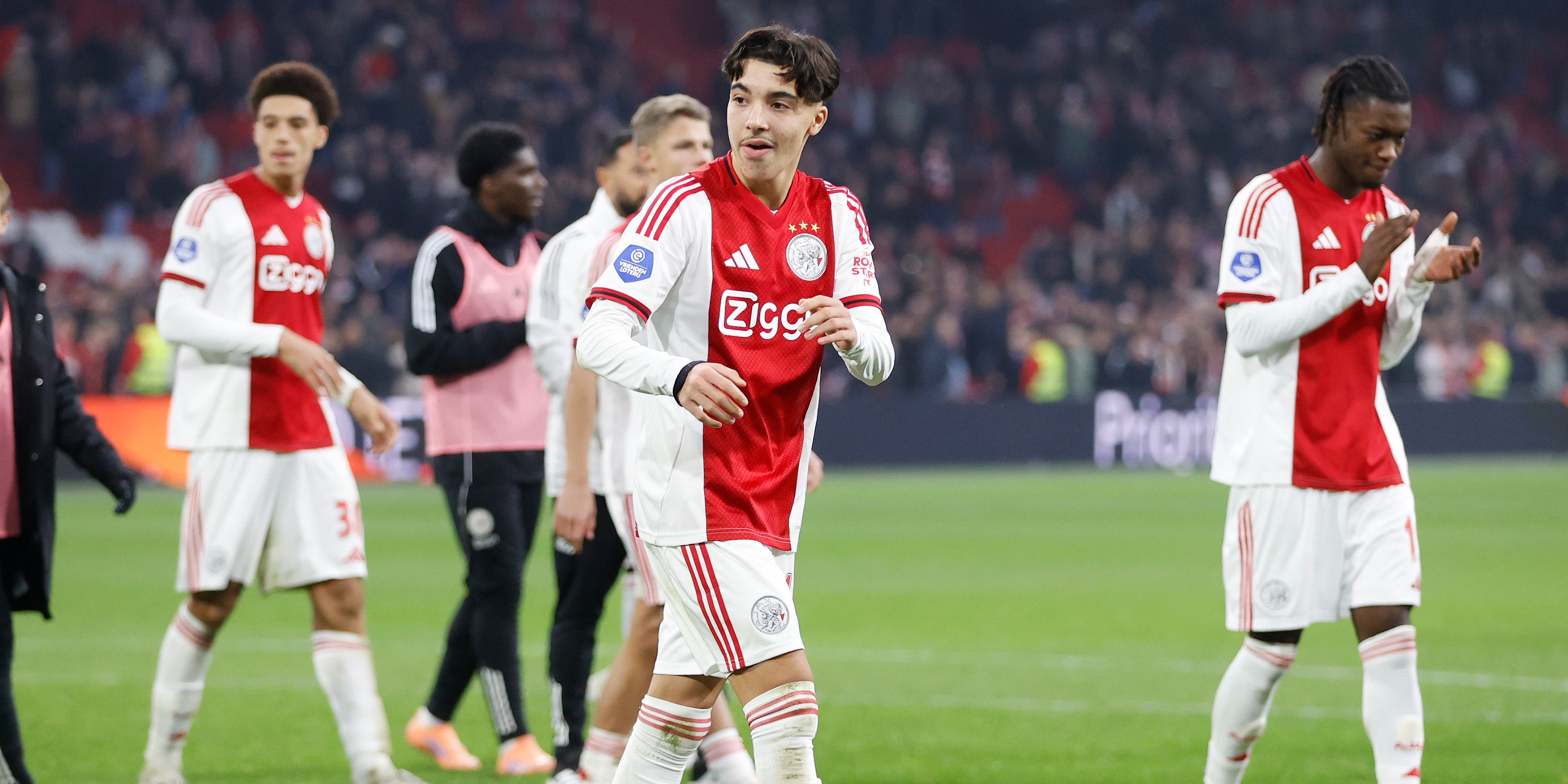 Spaanse media: 'Ajax-wonderkind op de radar van Barcelona en Real Madrid'