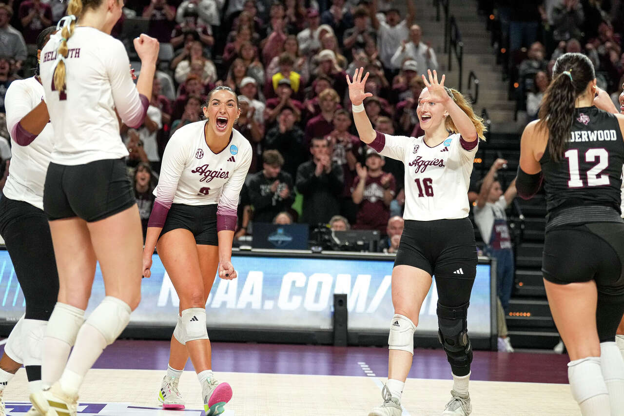 Texas A&M vs Nebraska volleyball: Live updates from NCAA Tournament ...