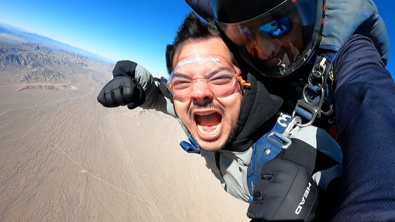 When the parachute says Wish.com #CESVlog #Part2